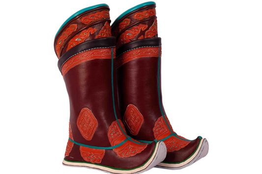 Sự Khác Biệt & Tinh Tế Trong Trang Phục Truyền Thống Của Người Mông Cổ ...